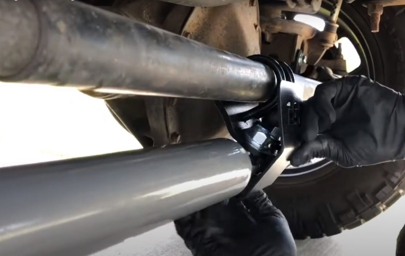 How To Install The Dual Steering Stabilizer Kit On Dodge Ram 2500 ...